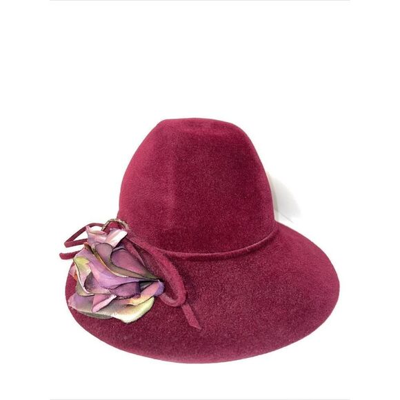 Launcelot | Accessories | Vintage Launcelotdesigned Cloche Hat Womens ...